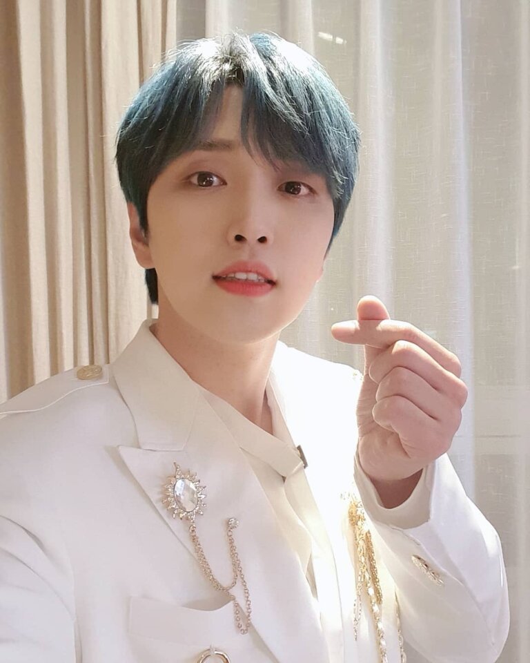 Selca: o que é + lista de fotos de idols para você copiar